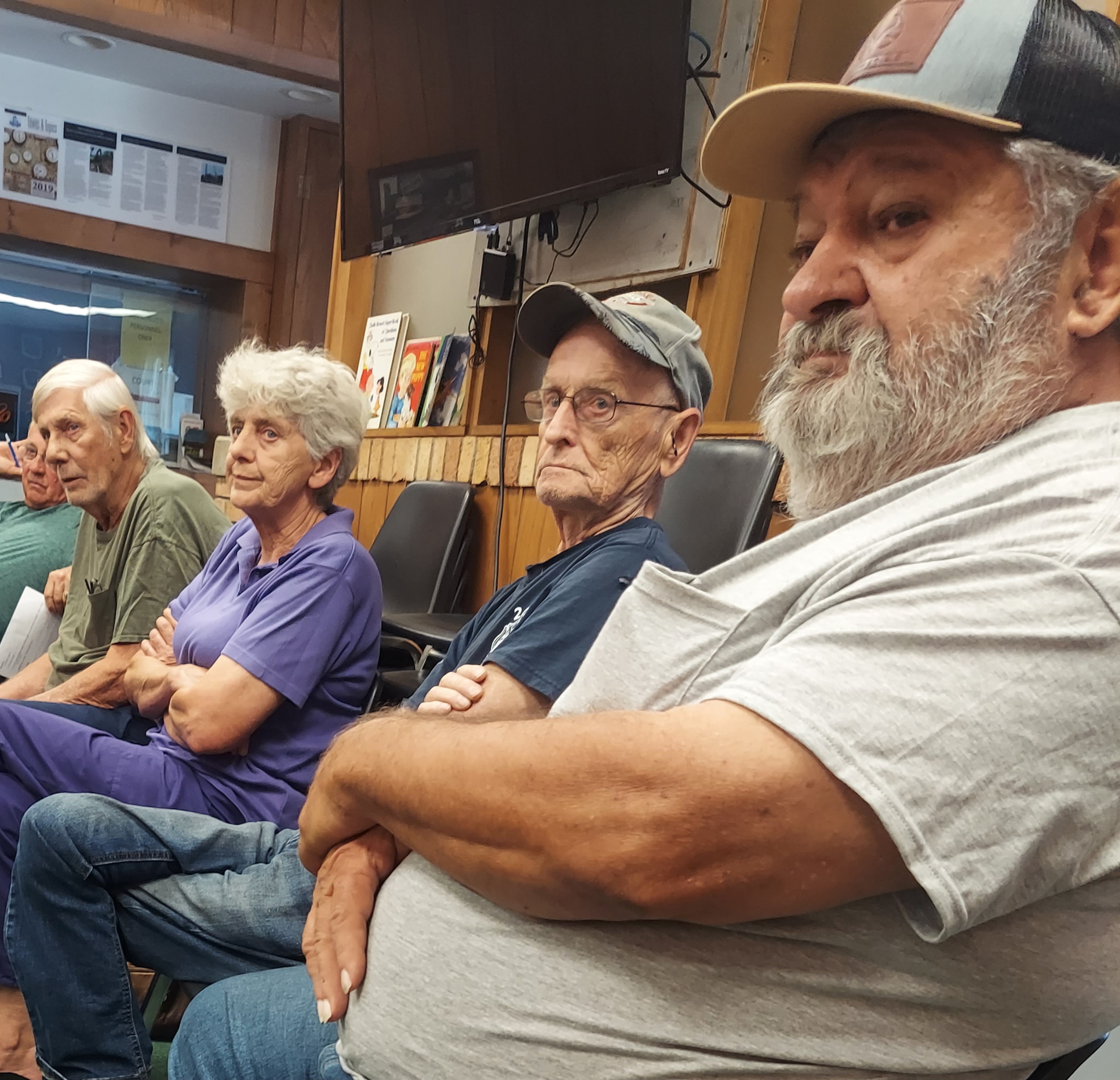 Residents complain about water | News, Sports, Jobs - Observer Today